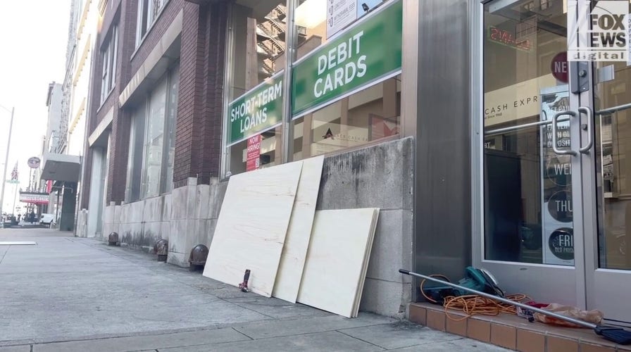 Memphis Businesses Board Up In Preparation For Release Of Tyre Nichols
