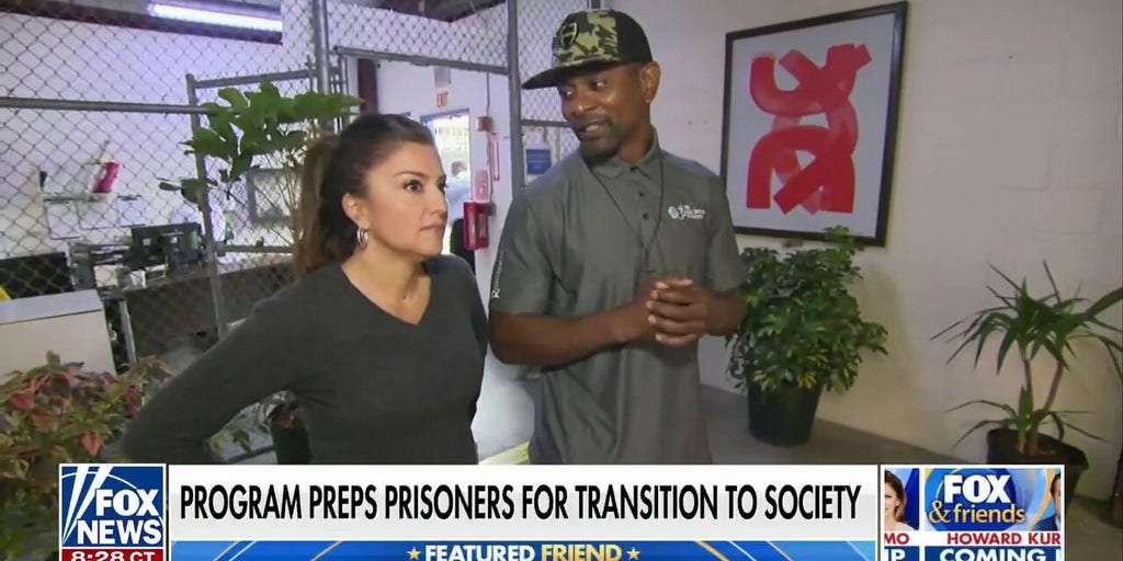 Former NFL Player, 'Fox & Friends Weekend' co-host brings faith to ...