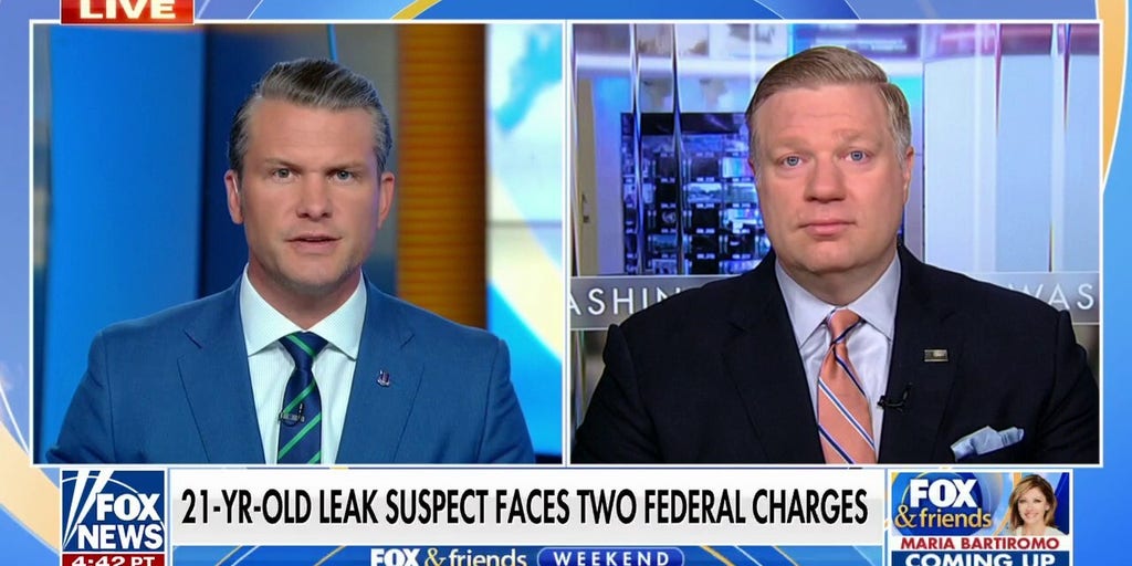 Trump attorney Tim Parlatore weighs in on charges for intel leak ...