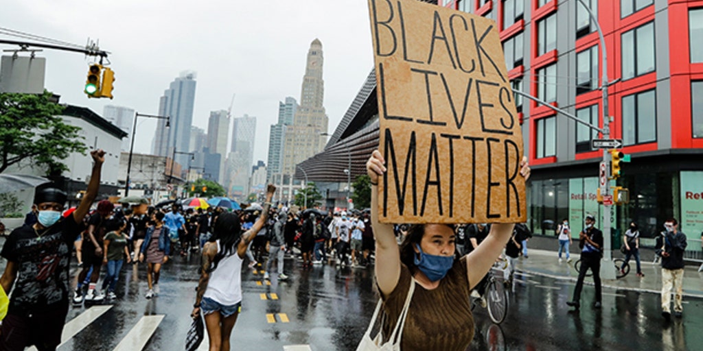 George Floyd protests continue in New York City as curfew stays in ...