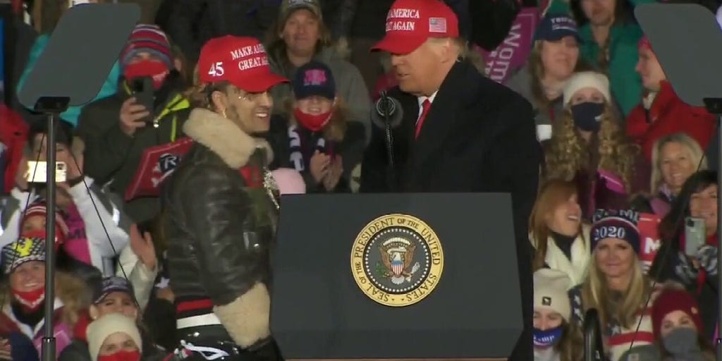 Rapper Lil Pimp joins President Trump on stage at rally | Fox News Video
