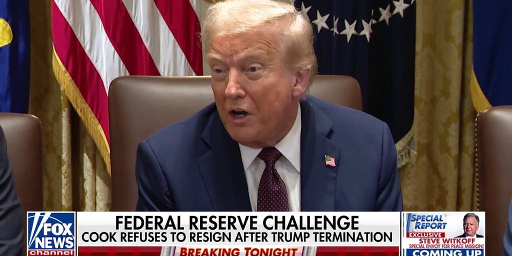 Trump says he's in discussions on who would replace Fed Reserve ...