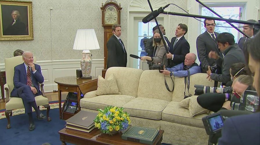 Biden Again Ignores Reporters Questions On Classified Documents Fox News