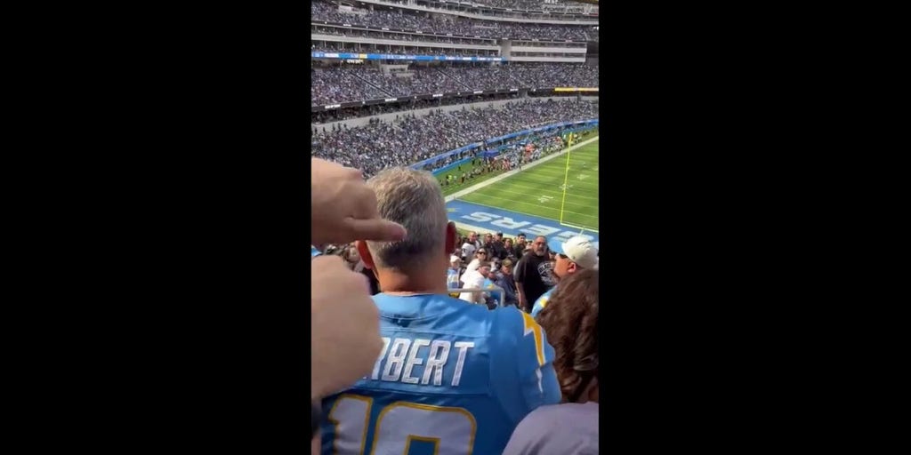NFL fans fight at SoFi Stadium during Chargers-Raiders game | Fox News ...