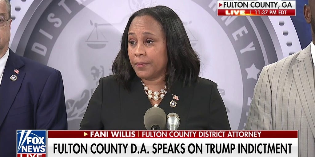 Fulton County DA gives statement on indictment against Trump, 18 others ...