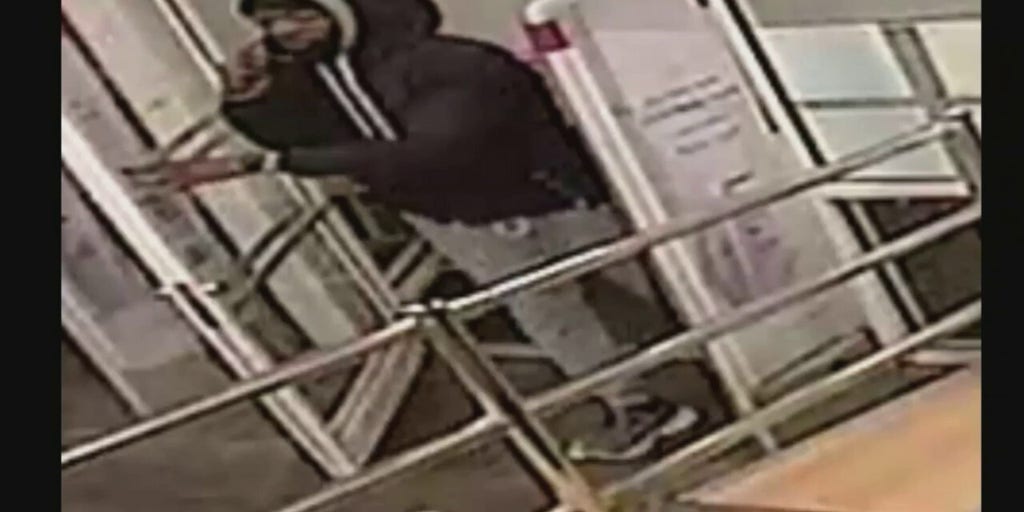 Police Search For Suspect In Failed Cvs Robbery In Pennsylvania Fox