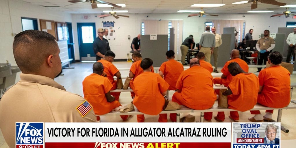 Federal appeals court blocks decision to close 'Alligator Alcatraz ...