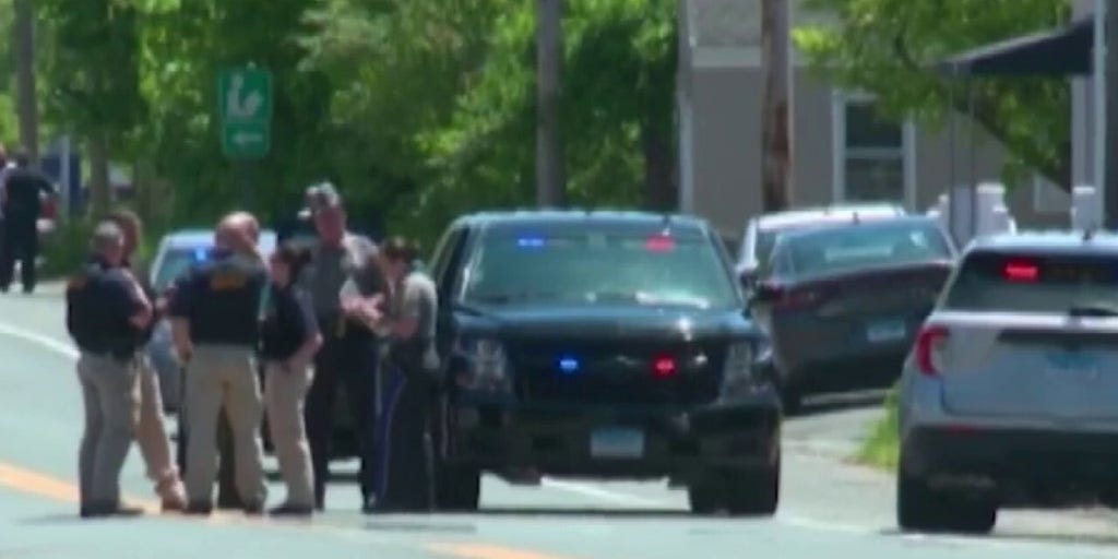 Three states search for suspected Connecticut killer amid coronavirus ...