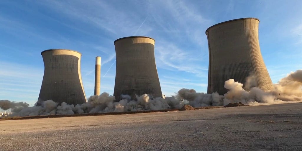 Retired Kentucky coal plant towers imploded in massive blast | Fox News ...