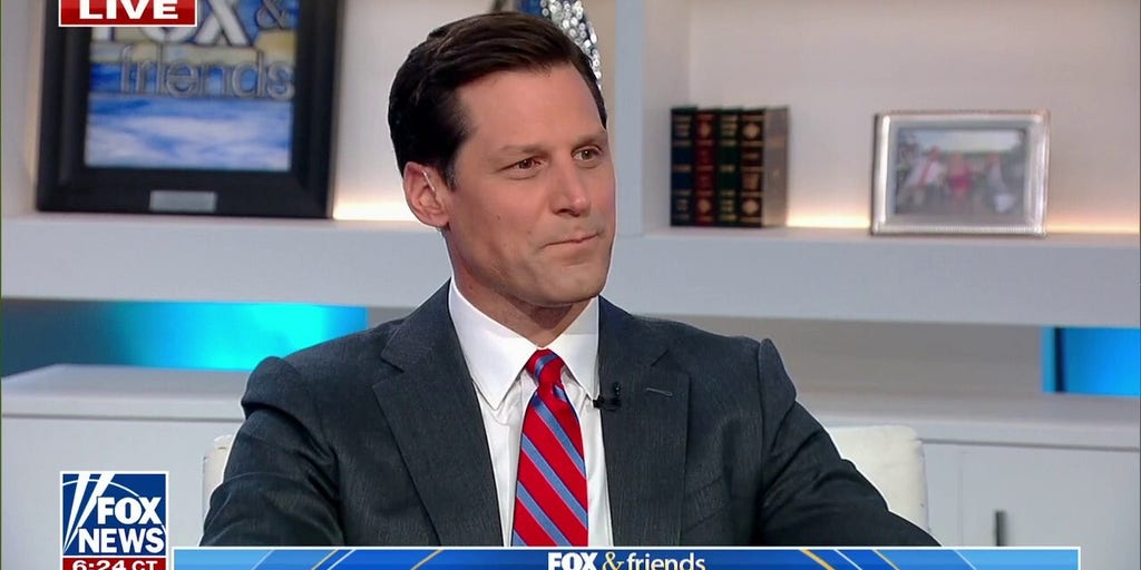Brian Brenberg: 'We're on the brink of deeper recession' | Fox News Video