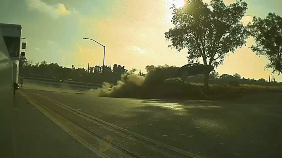 Car Flies Off Highway Goes Airborne In Modesto Ca Footage Reveals