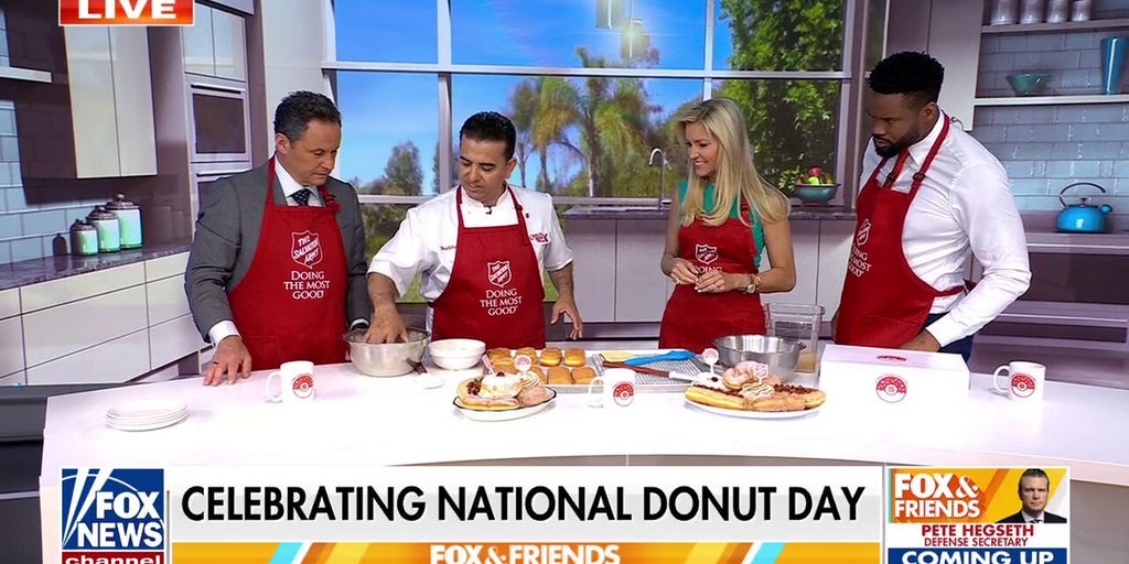 'Cake Boss' Buddy Valastro teams up with the Salvation Army to ...