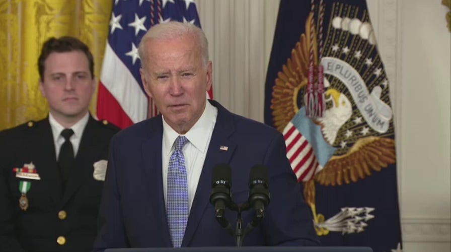 Biden Says Wrong Day At January 6 Ceremony Honoring Officers Remembers biden-says-wrong-day-at-january-6-ceremony-honoring-officers-remembers