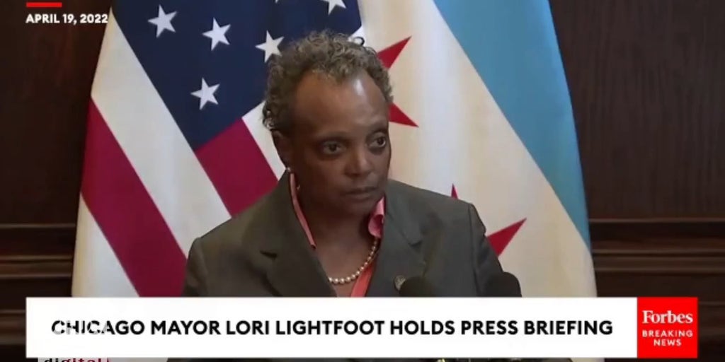 Reporter Asks Chicago Mayor Lori Lightfoot How She Can Possibly Even