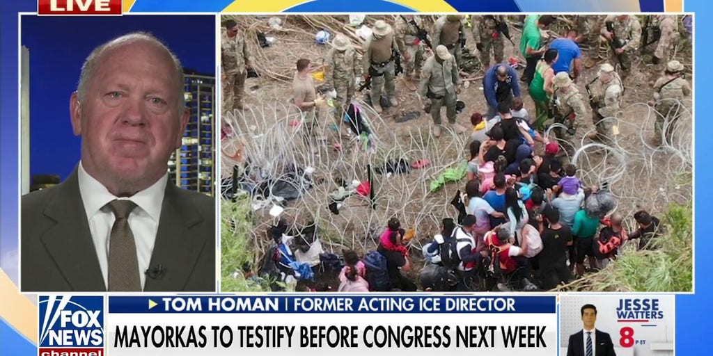 Biden's lax border policies slammed as new migrant caravan heads toward ...