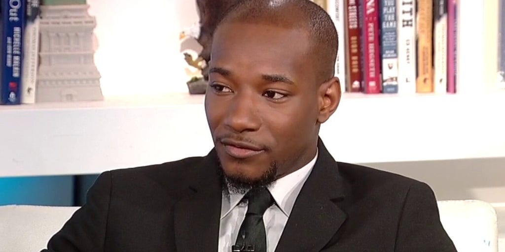 New Jersey security guard arrested over licensed gun | Fox News Video