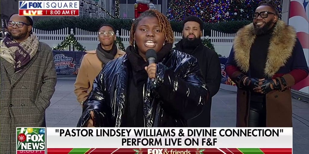 'Pastor Lindsey Williams & Divine Connection' perform 'O Holy Night ...