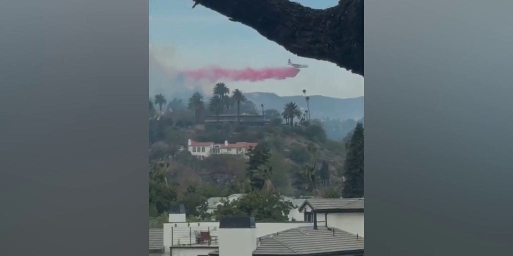 Planes fight massive California infernos | Fox News Video