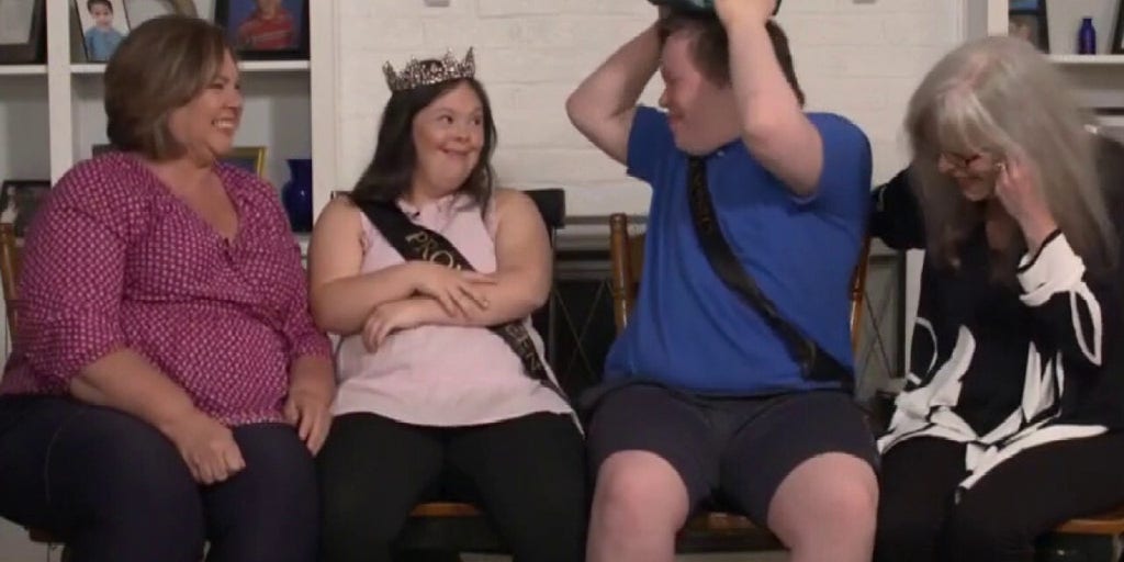 Virginia high school crowns couple with Down syndrome prom king and ...
