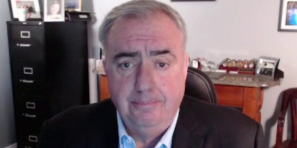 Former Boston police commissioner says he would call in National Guard ...