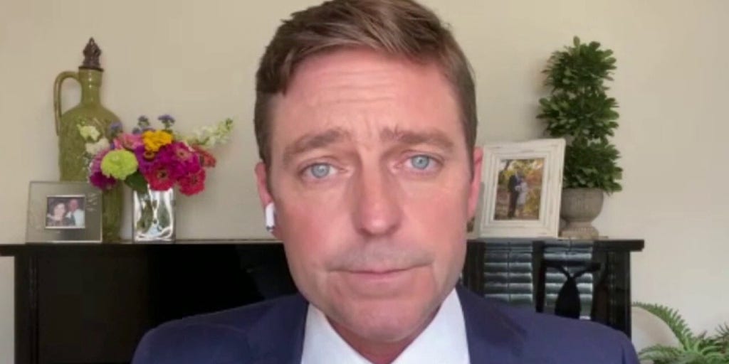 Jonathan Morris on growing attacks on Christian symbols, finding love ...