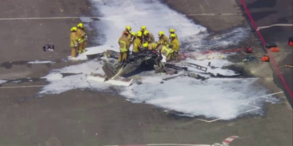 Los Angles firefighters responding to plane crash at Van Nuys Airport ...