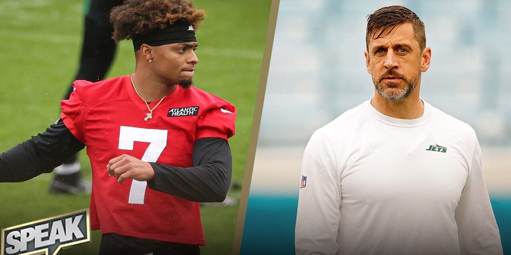 Who will have a better season: Aaron Rodgers or Justin Fields? | Speak ...