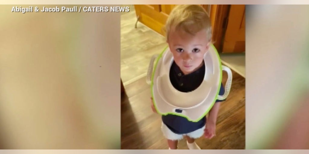 Florida toddler gets head stuck in training toilet seat | Fox News Video