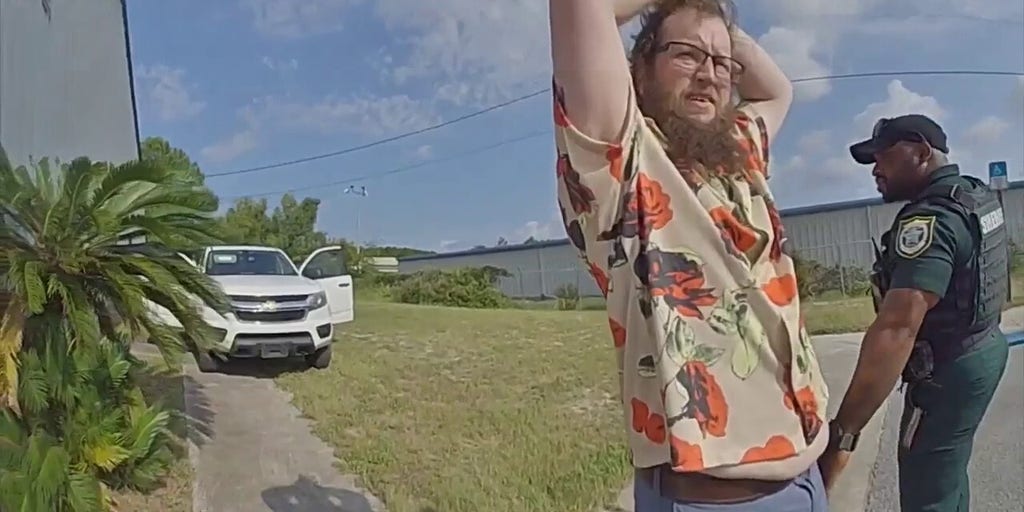 Georgia burglar baptizes self | Fox News Video