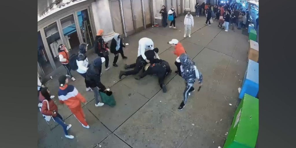 Bodycam footage released showing migrant attack on NYPD officers | Fox ...
