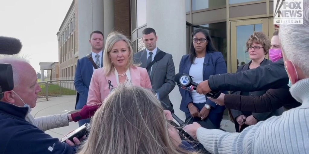 Oakland County prosecutor gives update on Oxford High School shooting ...