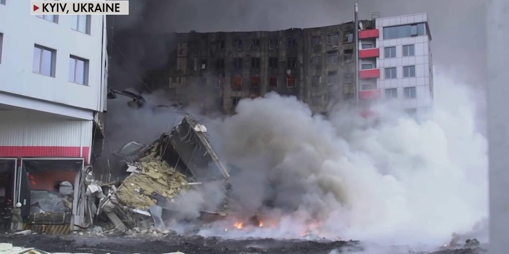 Ukraine crisis: Russia bombs Ukrainian ammo depot in Kyiv | Fox News Video