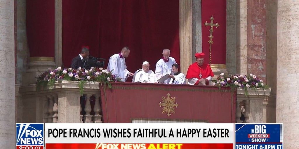 Pope Francis surprises crowds at Vatican on Easter Sunday | Fox News Video