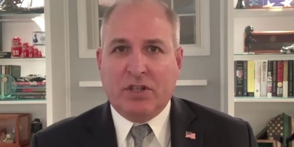 Former CBP commissioner: US facing ‘crisis’ because of Biden ...