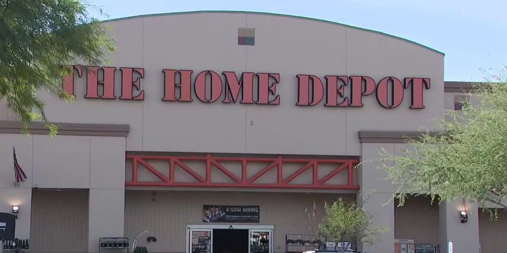 Electrical box explodes at Home Depot, man severely burned | Fox News Video Electrical box explodes at Home Depot, man severely burned | Fox News Video