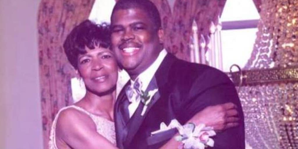 A Christmas miracle for Charles Payne and his family | Fox News Video