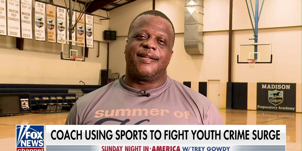 Sports give many children purpose: Coach Jeff Jones | Fox News Video