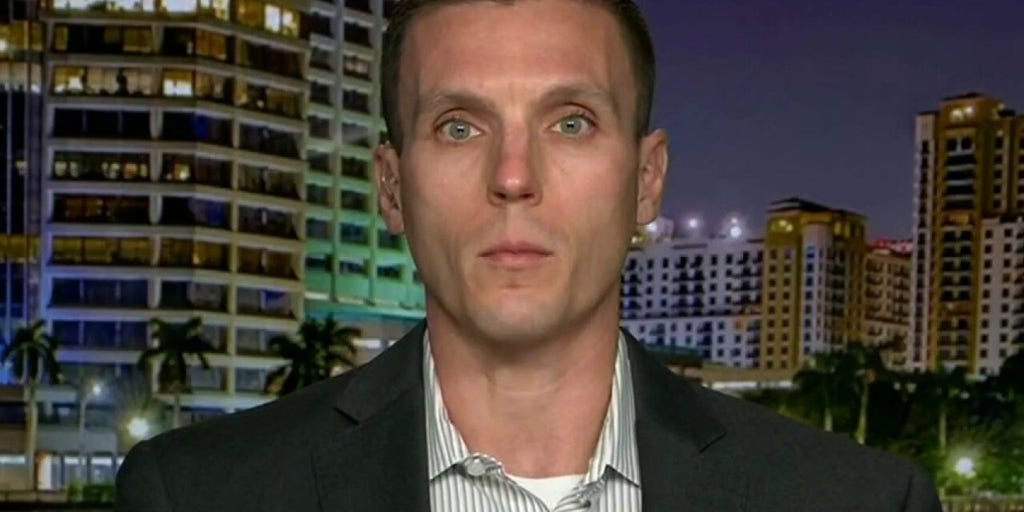 FBI whistleblower Steve Friend reveals what at the agency made him ...