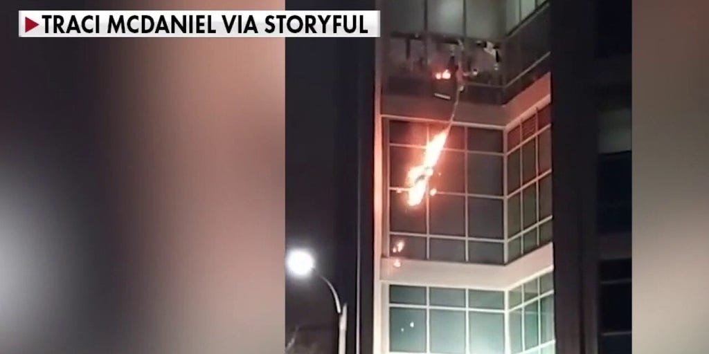 St. Louis jail riot leaves at least 1 officer hurt | Fox News Video