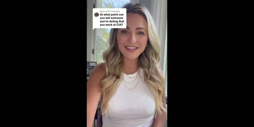 Former CIA officer shares how she dated while working for the ...