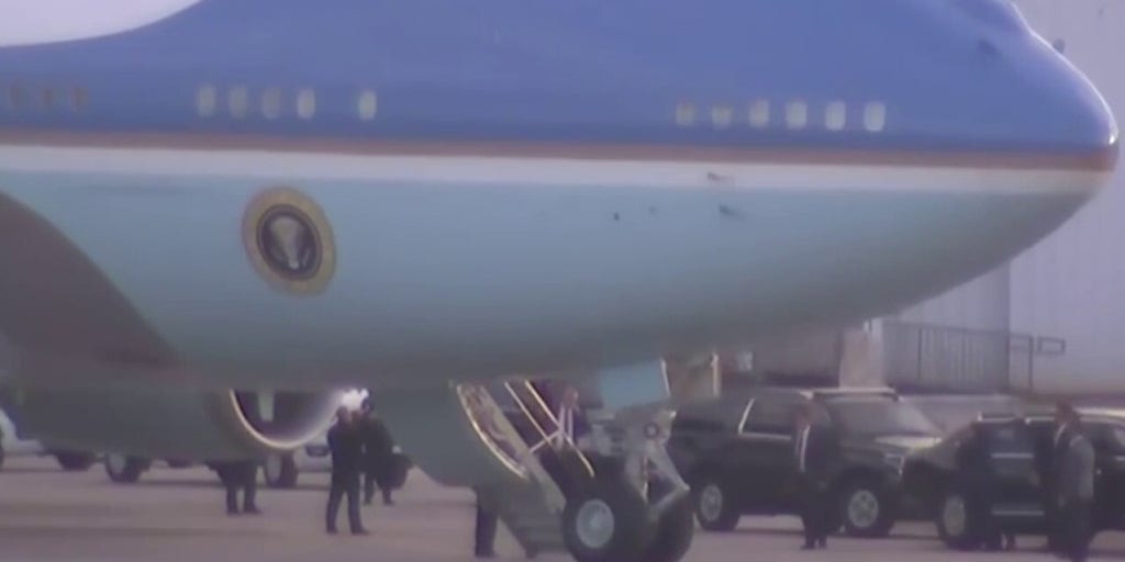 Trump boards AF1 using small stairs due to ‘increased security measures ...