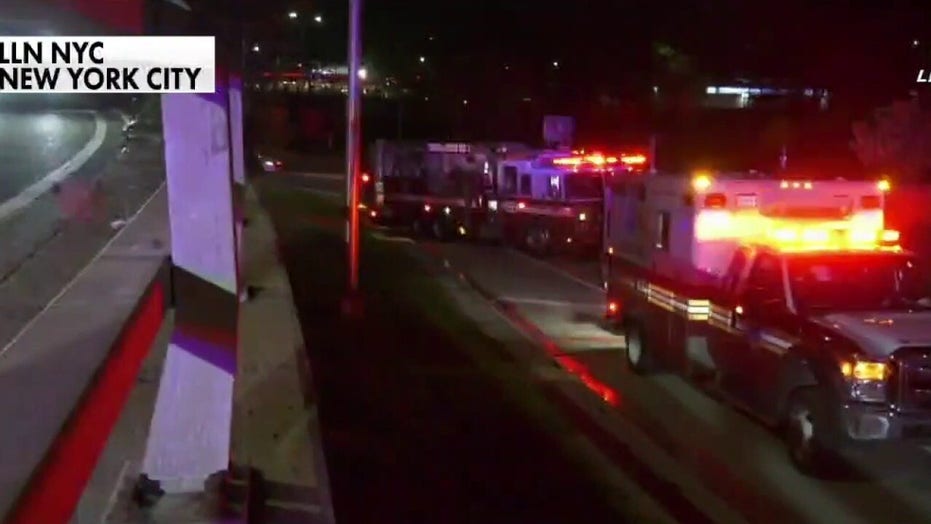 NYC police officer dies after being struck by drunk driver while ... NYC police officer dies after being struck by drunk driver while ...