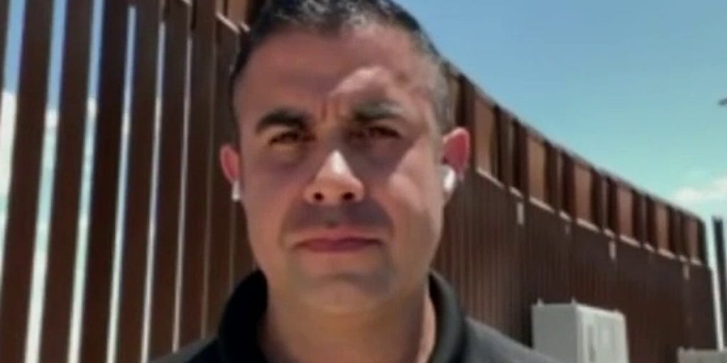 Border Patrol Is Overwhelmed Lt Chris Olivarez Fox News Video