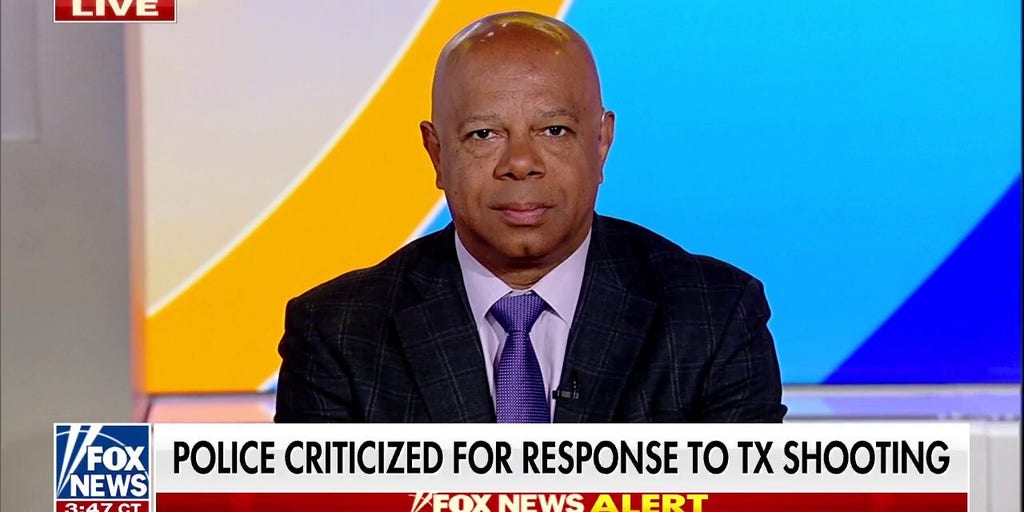 David Webb: Police's 'failure to act' costed lives in Texas tragedy ...
