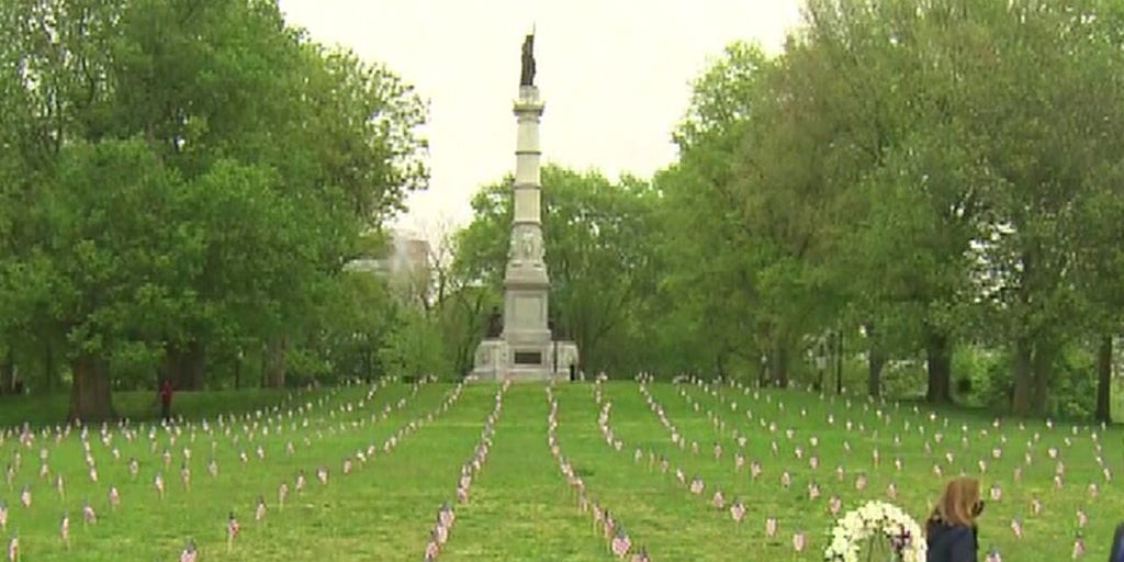 Cities adapt Memorial Day traditions during COVID-19 pandemic | Fox ...