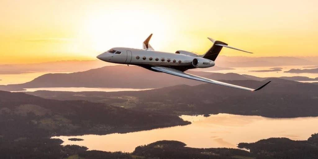 Airline stocks continue to slump | Fox Business Video