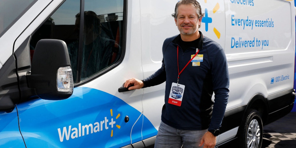 Walmart CEO shares his lessons for leadership | Fox Business Video