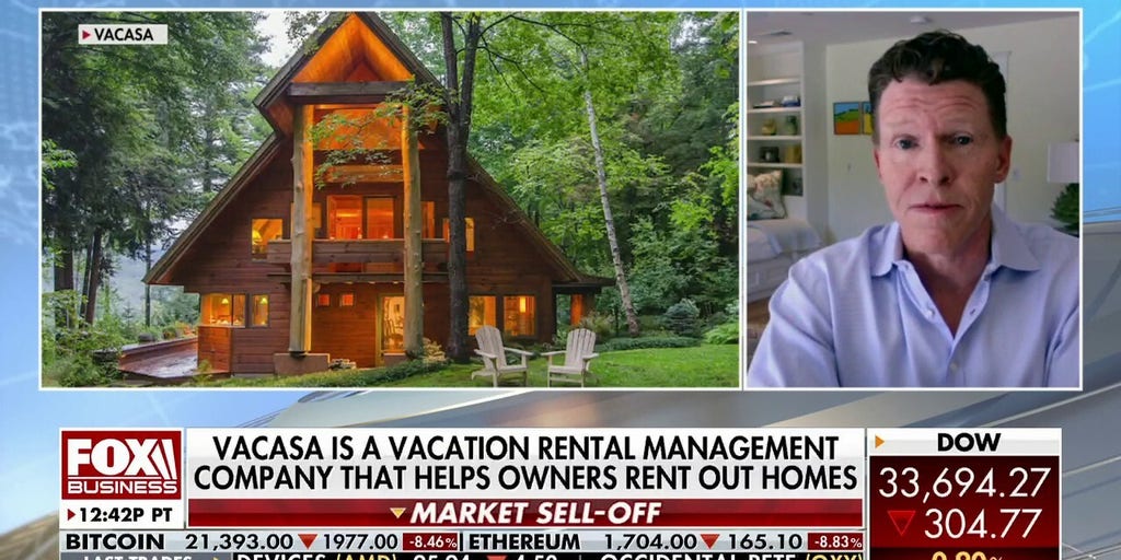 Vacasa CEO : We make our homeowners money | Fox Business Video