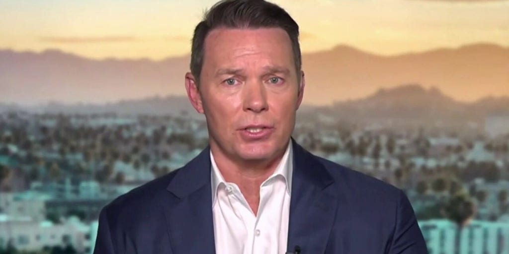 Chipotle looks to build 285-315 restaurants in 2024: Scott Boatwright ...