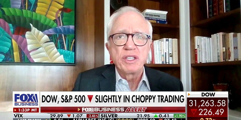 Federated Hermes CIO on possible recession: It’s time to get defensive ...
